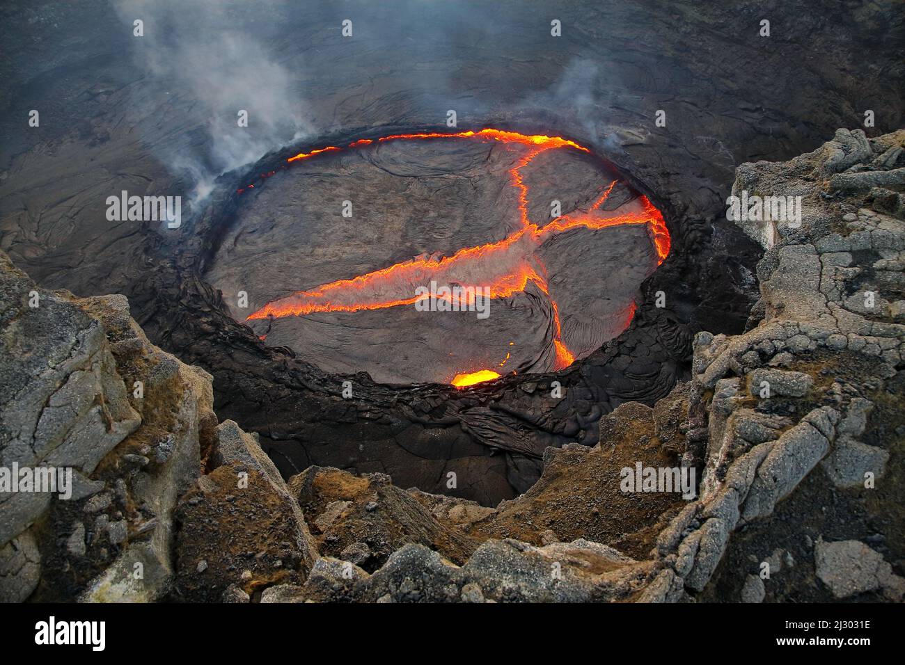 Lava pool in the crater of Erta'ale volcano, Danakil, Ethiopia Stock ...