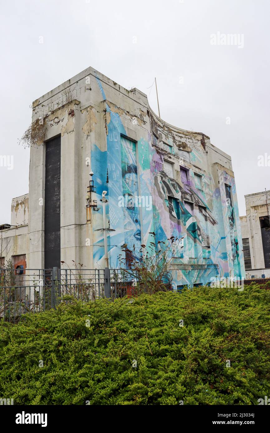 Liverpool innovation park hi-res stock photography and images - Alamy