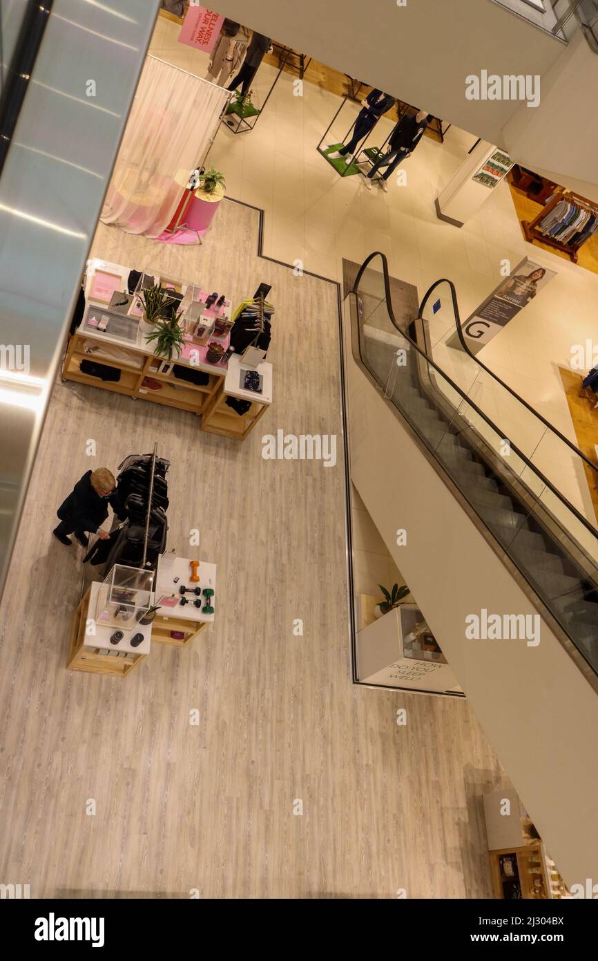 Inside a retail store hi-res stock photography and images - Alamy