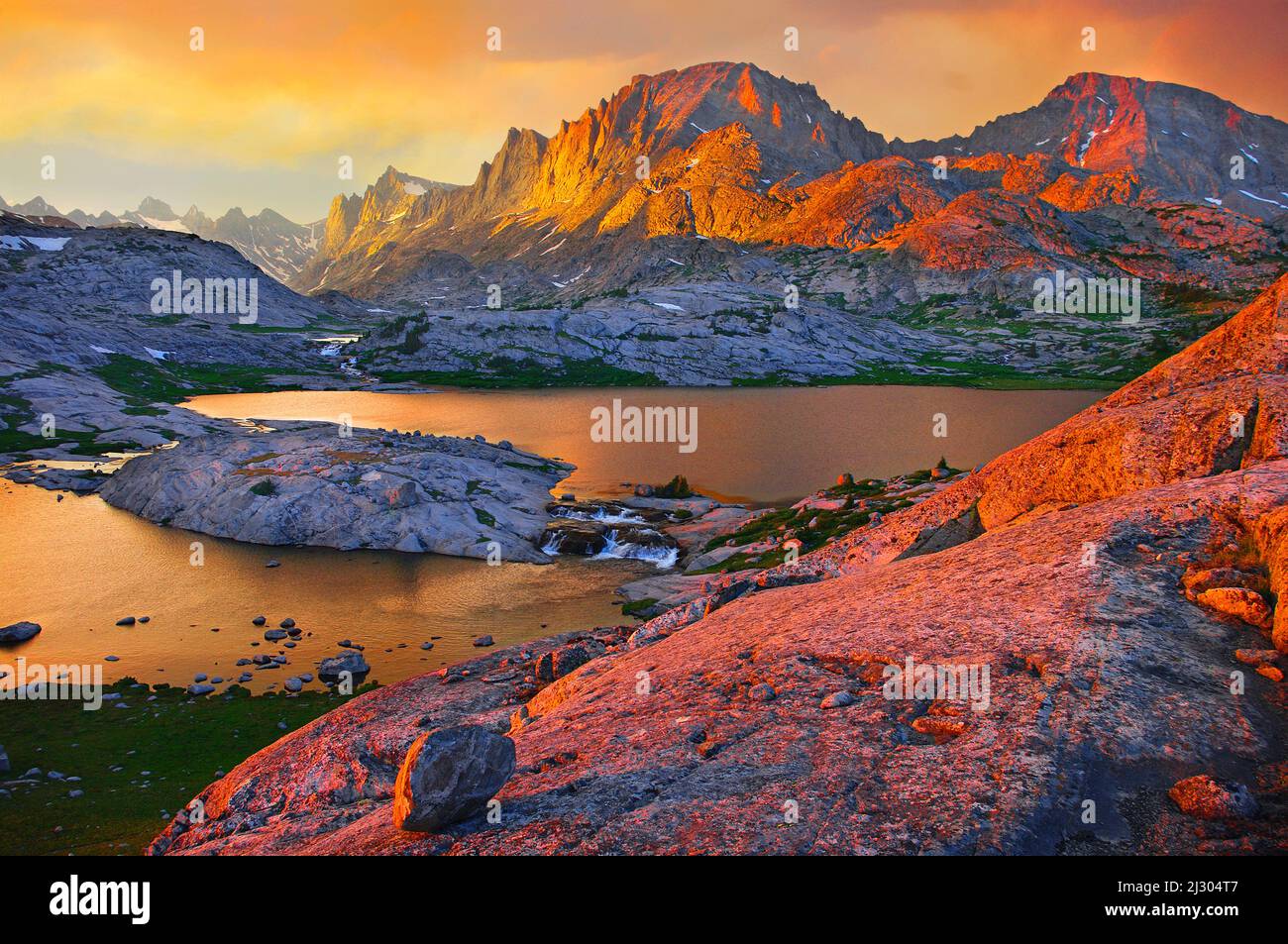 Fremont Peak above Island Lake, Wind River Range, Wyoming Stock Photo ...