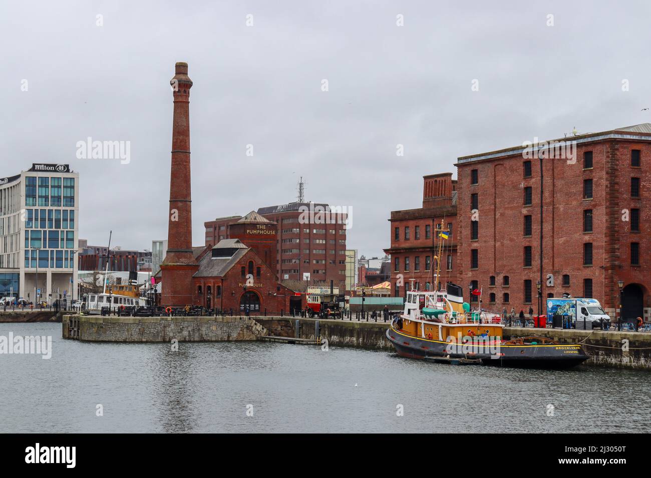 View of The Pump House, Albert Dock Stock Photo - Alamy