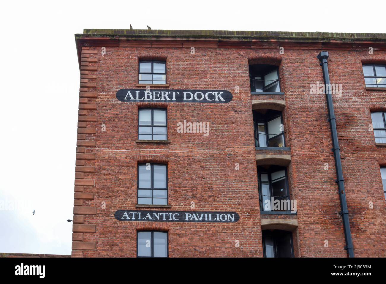 Albert Dock Sign, Atlantic Pavilion Stock Photo - Alamy