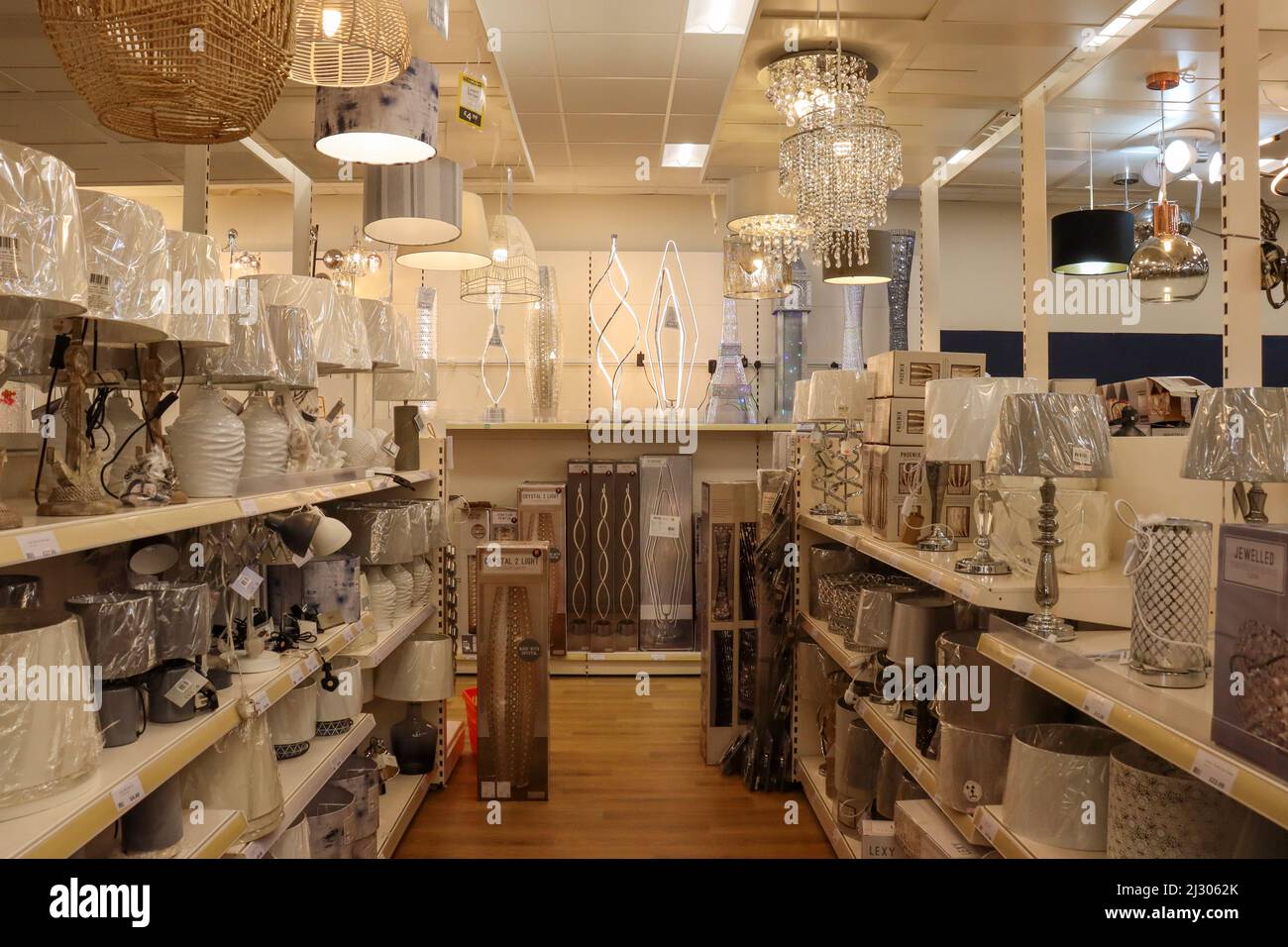 Lamps shop hi-res stock photography and images - Alamy