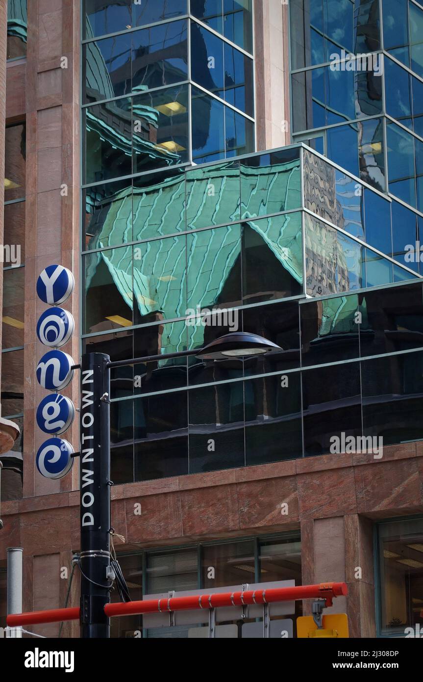 Front of yonge hi-res stock photography and images - Alamy