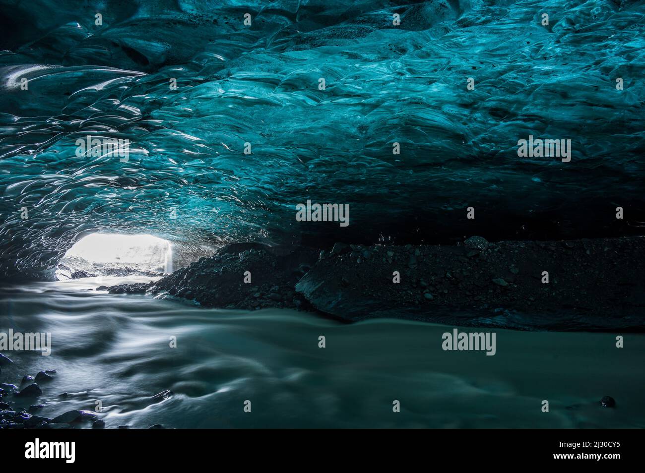 The wonderful colors of blue ice in the ice caves of Vatnajokull ...