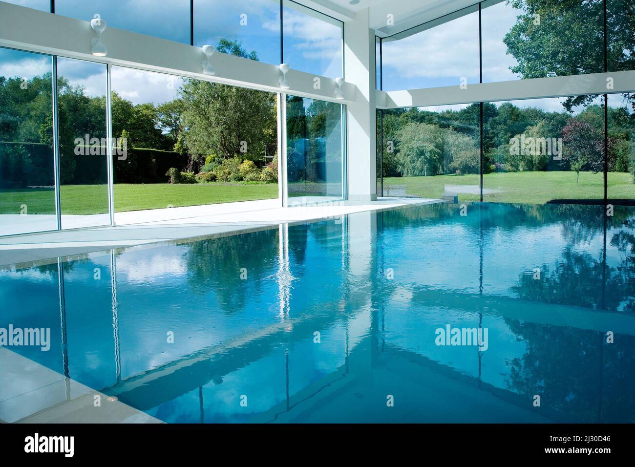Swimming pool athens house hi-res stock photography and images - Alamy