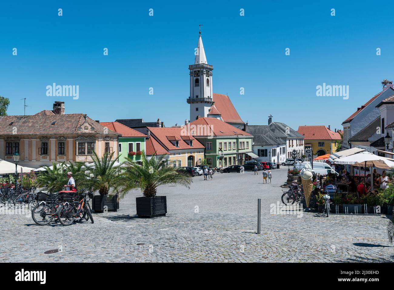 Old town of the free town of Rust on Lake Neusiedl in Burgenland ...