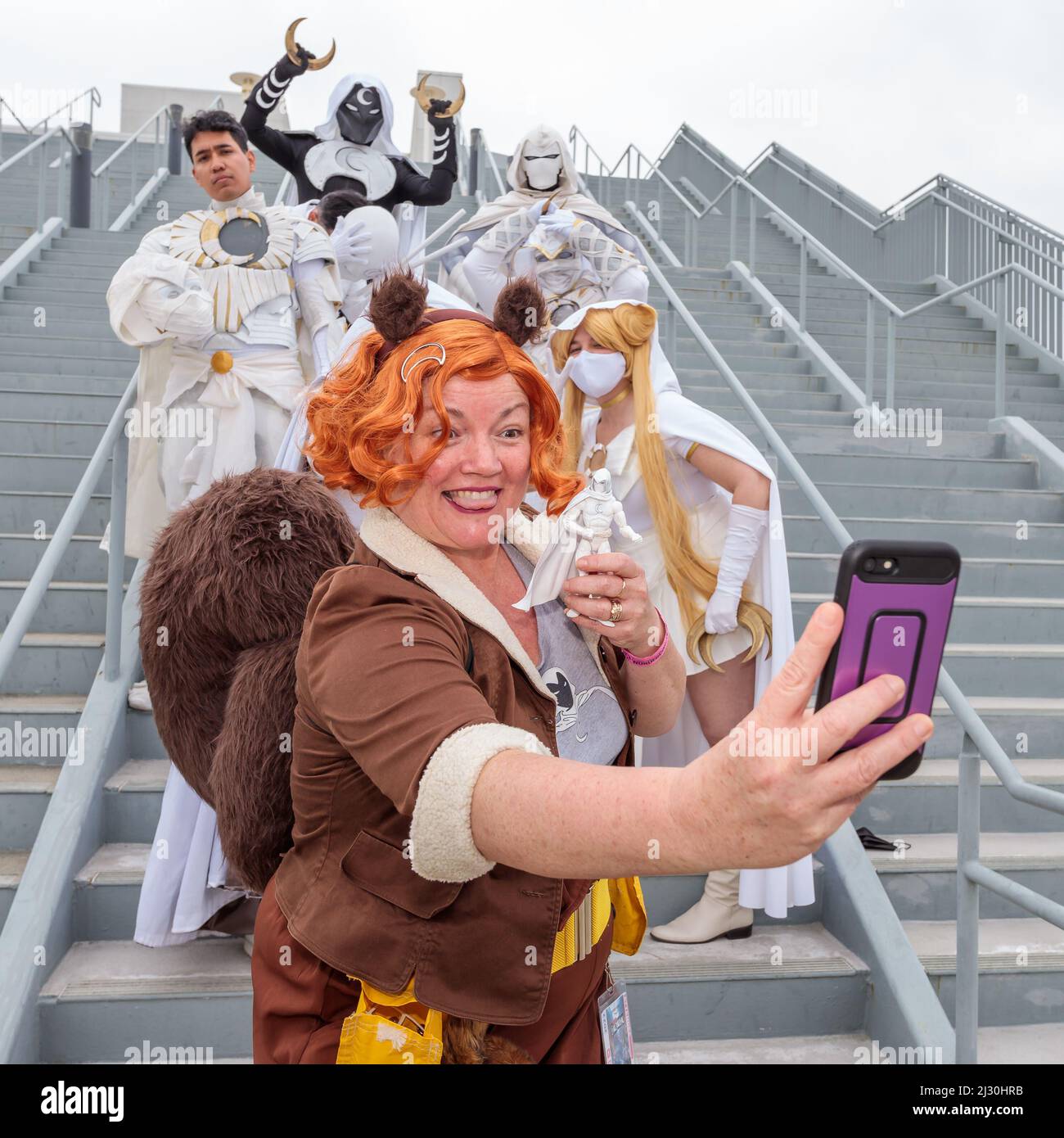 Squirrel girl comic hi-res stock photography and images - Alamy