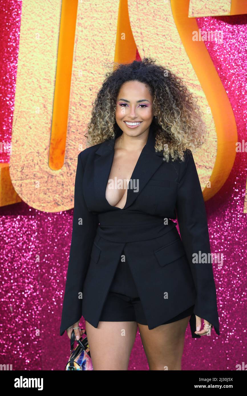 Amber Gill attends UK Special Screening of "The Lost City" at Cineworld ...