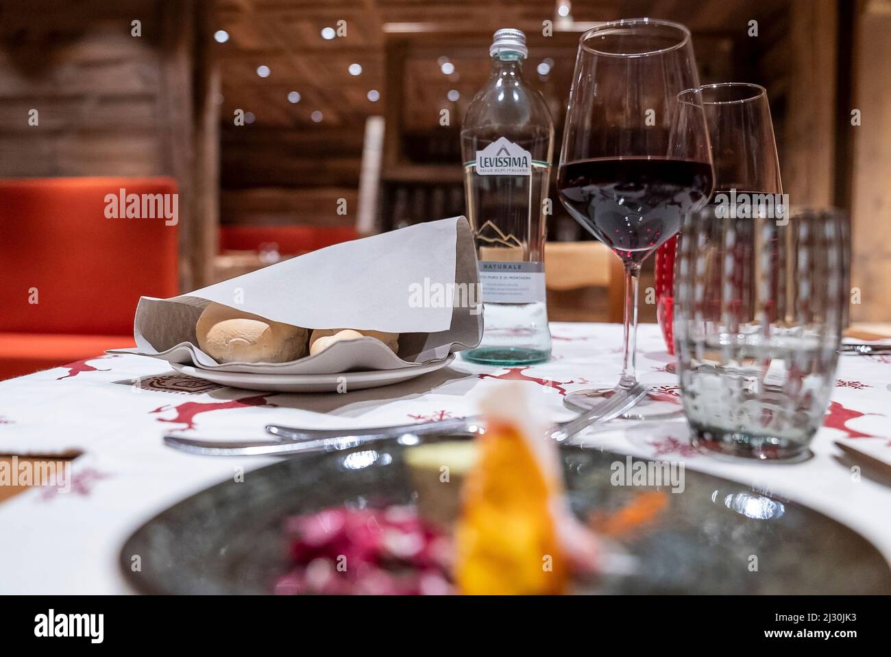 Food and beverage served on dining table at luxury resort Stock Photo ...