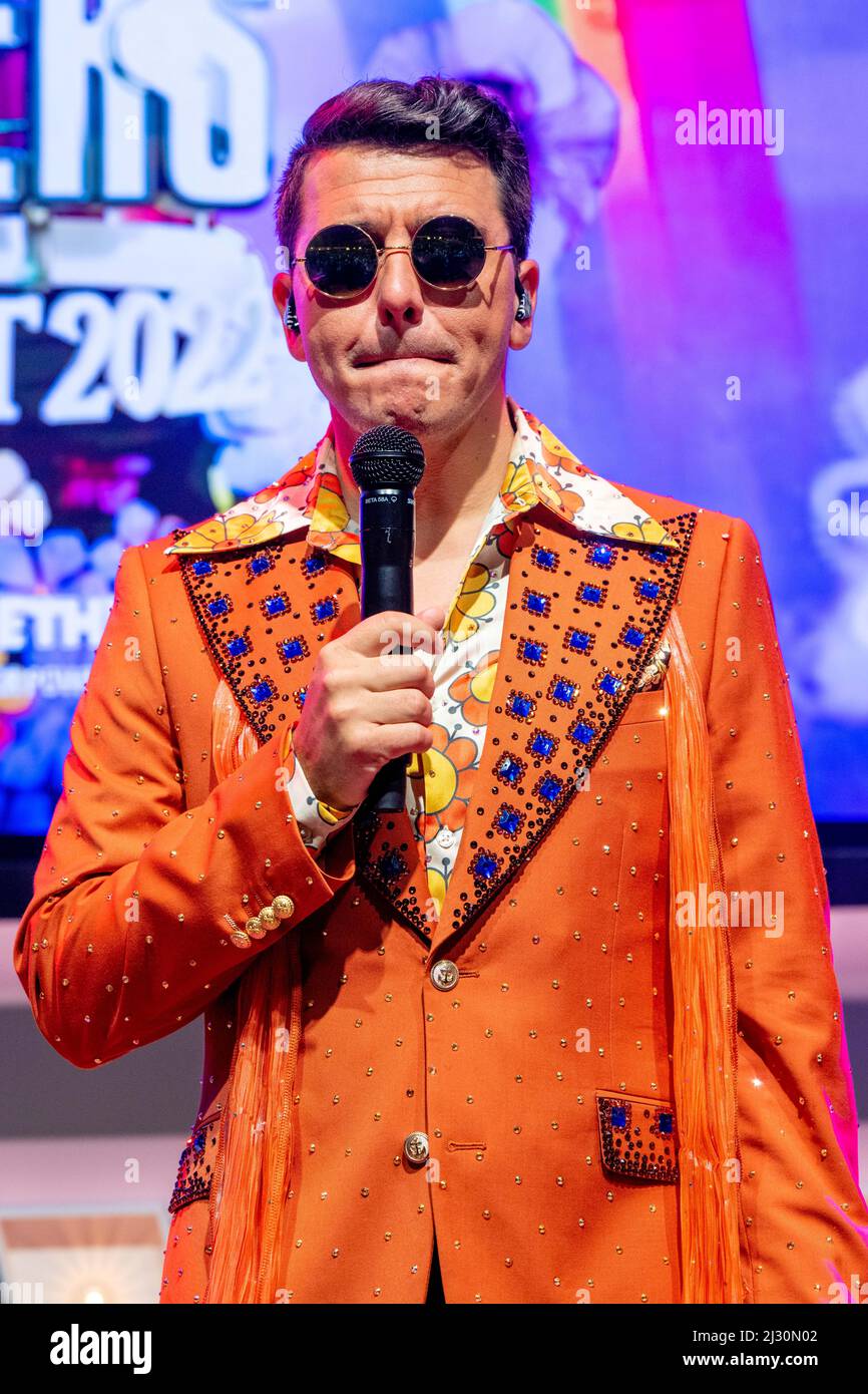 Toppers in concert High Resolution Stock Photography and Images - Alamy