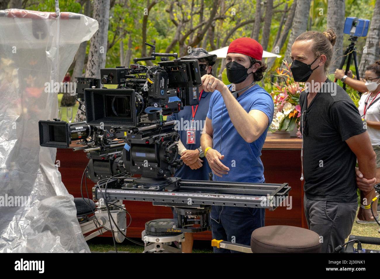 SONIC THE HEDGEHOG 2, from left: director Jeff Fowler, cinematographer ...