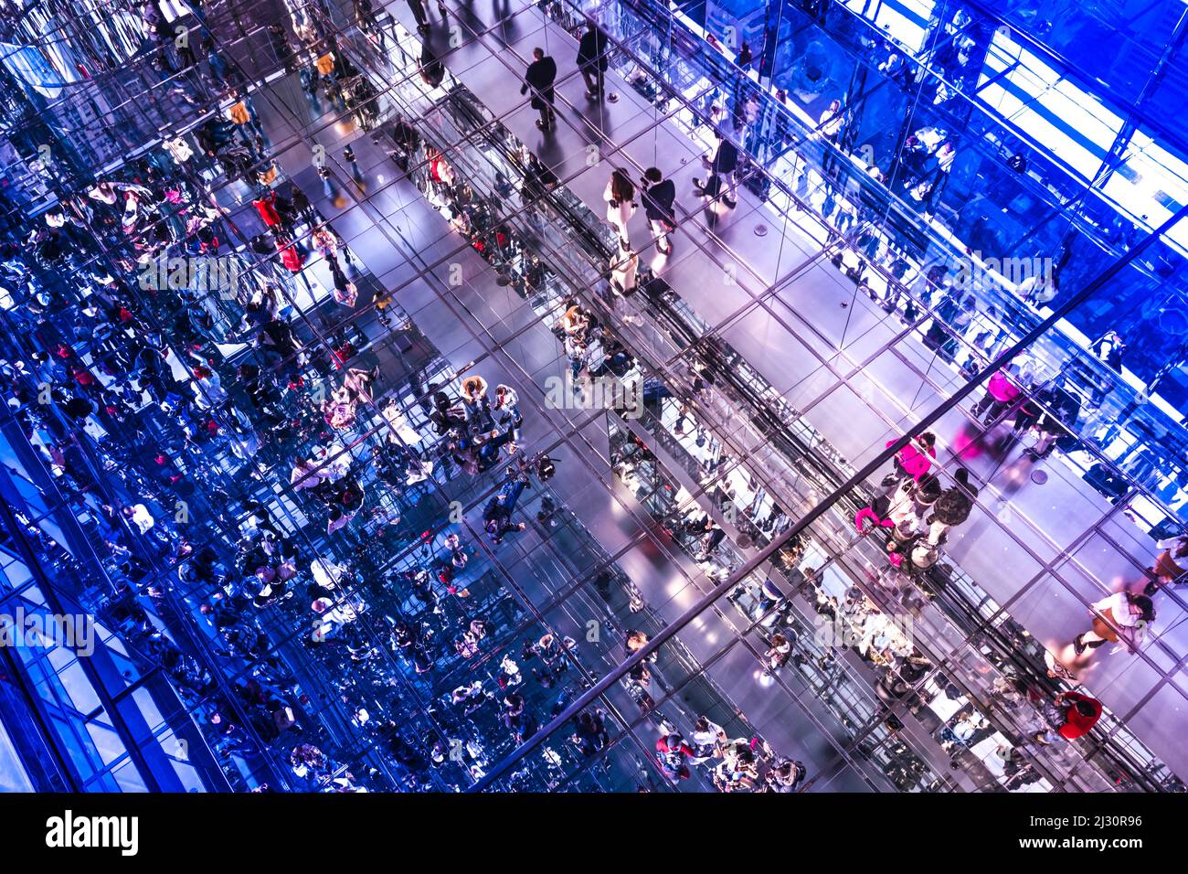 tourists visiting the Summit at One Vanderbilt in the Transcendence 1 ...