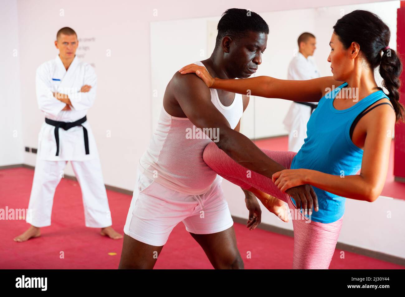 Self defense grip hi-res stock photography and images - Alamy