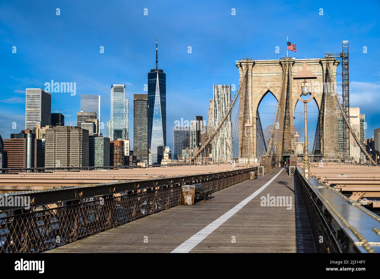 pedestrain walkway on the Brooklyn Bridge in New York City with a view ...