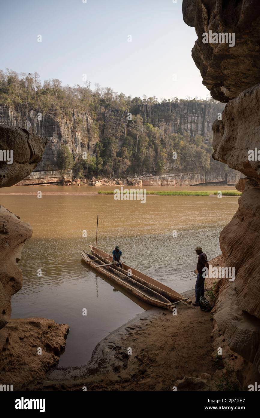 Karst landscape on the Manambolo River, Tsingy de Bemaraha National ...