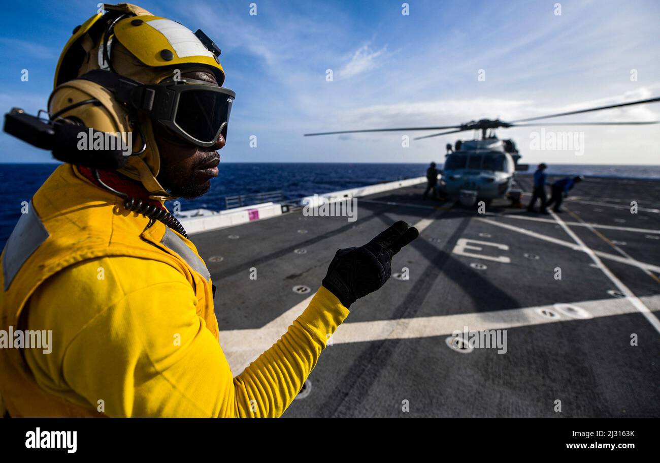PACIFIC OCEAN (March 31, 2022) Aviation Boatswain’s Mate 3rd Class Kyro ...