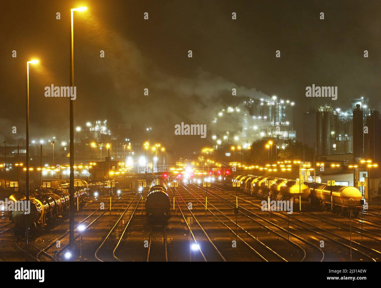 Cologne, Germany. 05th Apr, 2022. Rail tankers stand in front of a ...