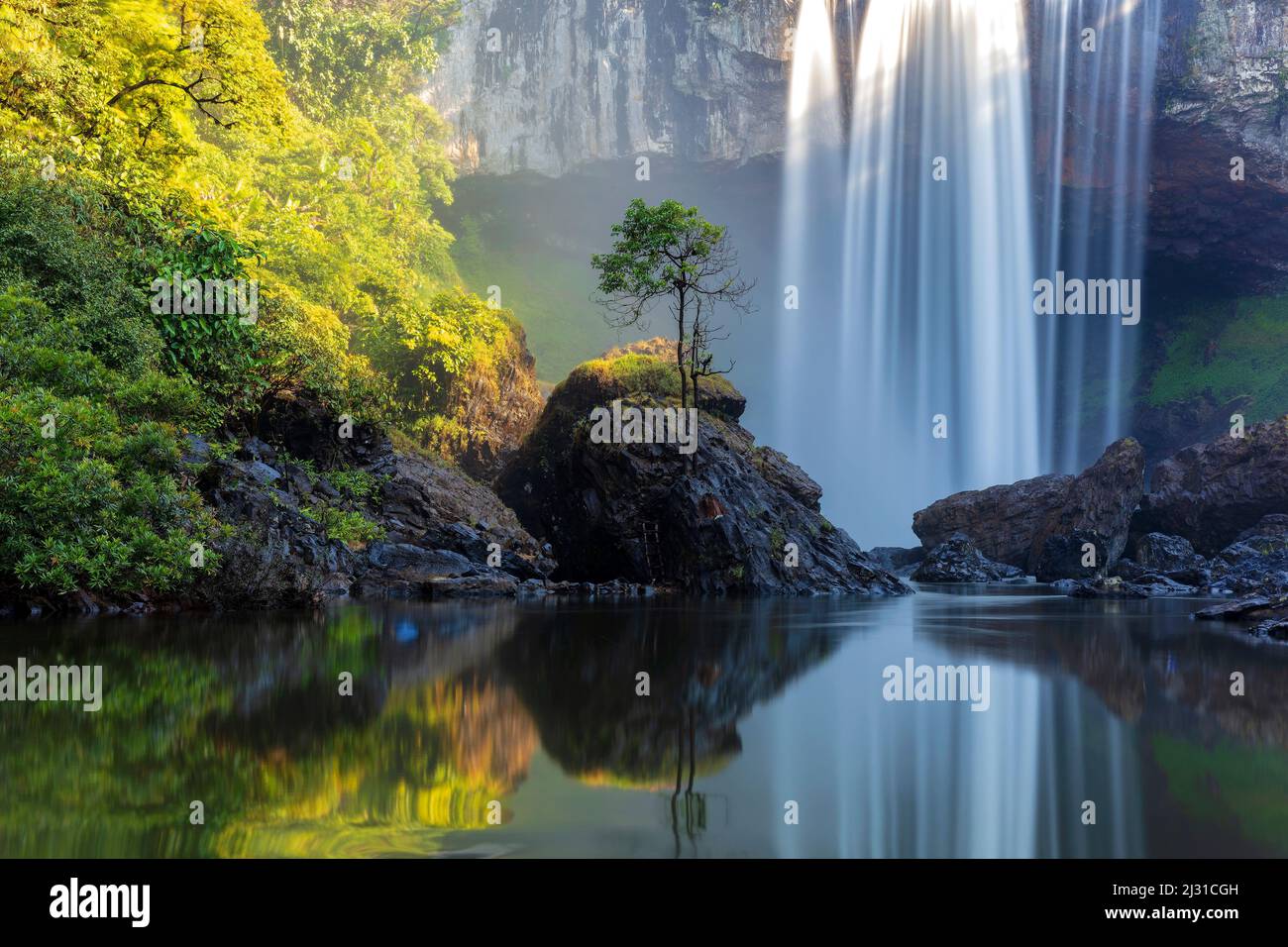 real flowing waterfall Stock Photo - Alamy