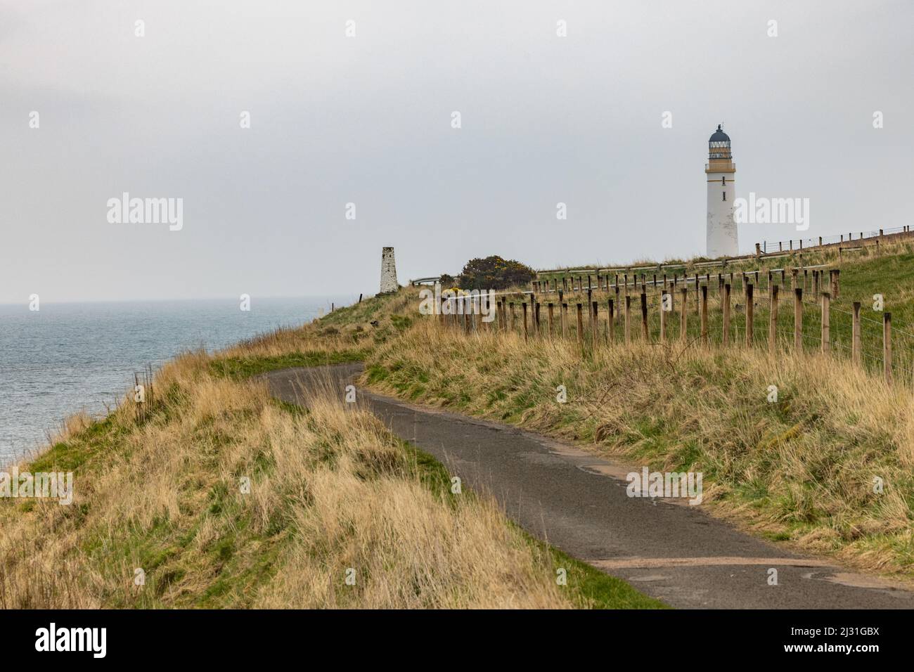 Scurdie ness lighthouse hi-res stock photography and images - Alamy