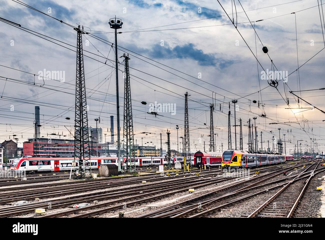 FRANKFURT, GERMANY - NOV 4, 2016: people arrive and depart at Frankfurt ...