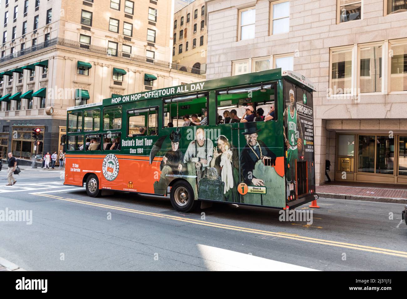Old town boston trolley tours hi-res stock photography and images - Alamy