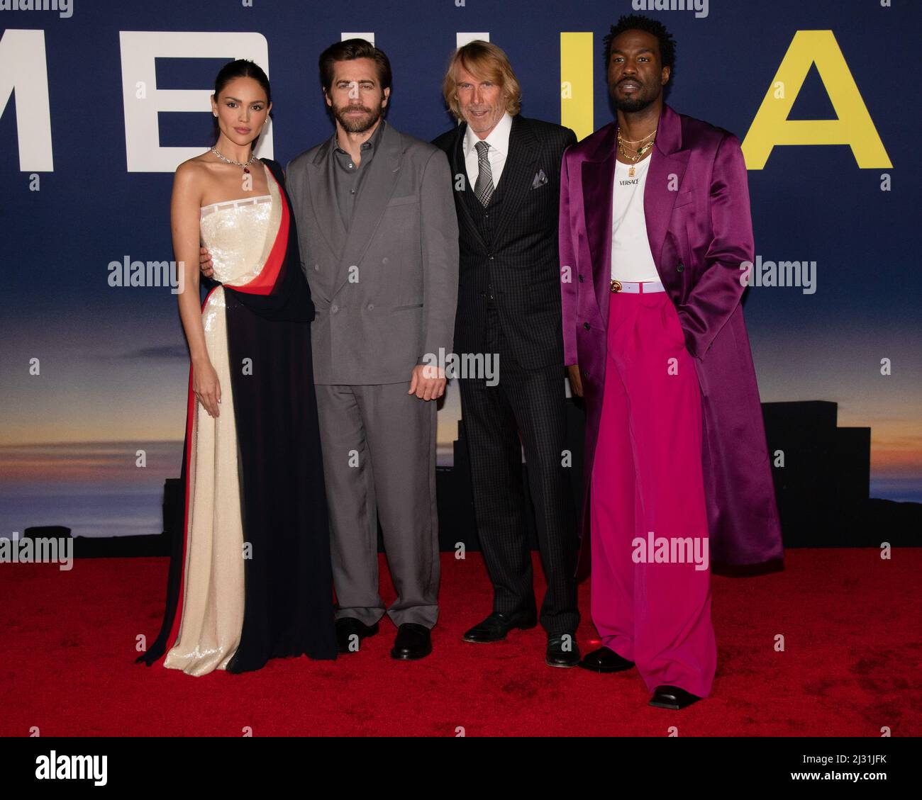 04 April 2022 - Los Angeles, California - (L-R) Eiza Gonzalez, Jake ...