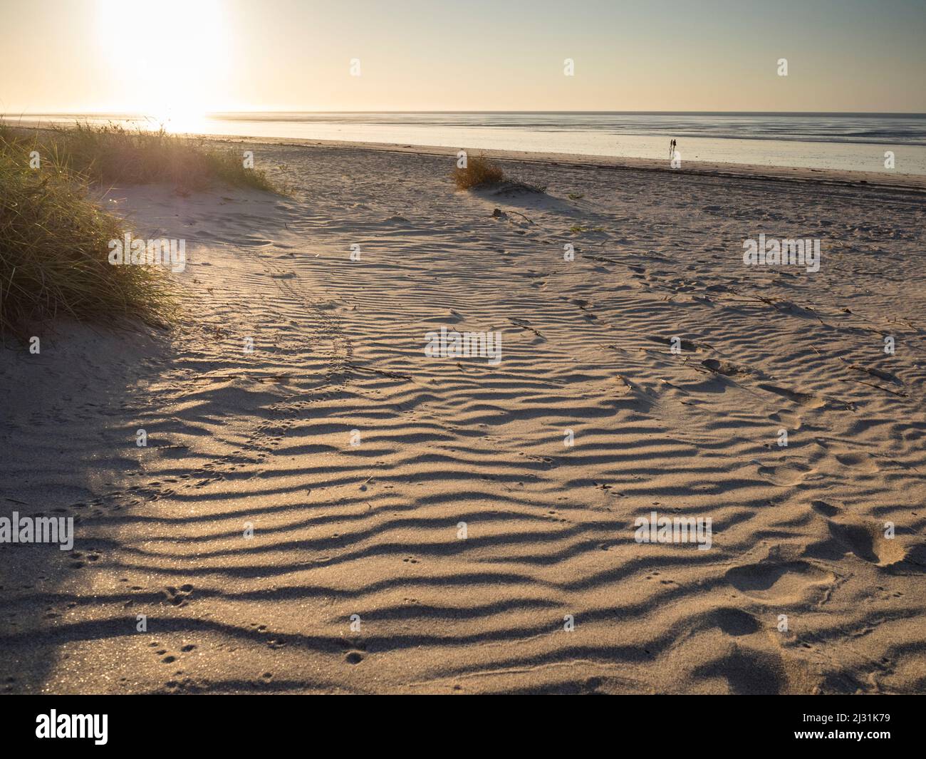 Indian Ocean sunset, 80 Mile Beach, Western Australia Stock Photo - Alamy