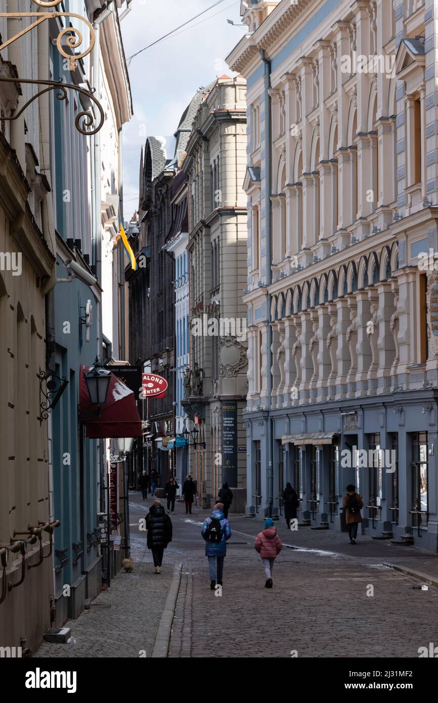 Street in old town riga hi-res stock photography and images - Alamy