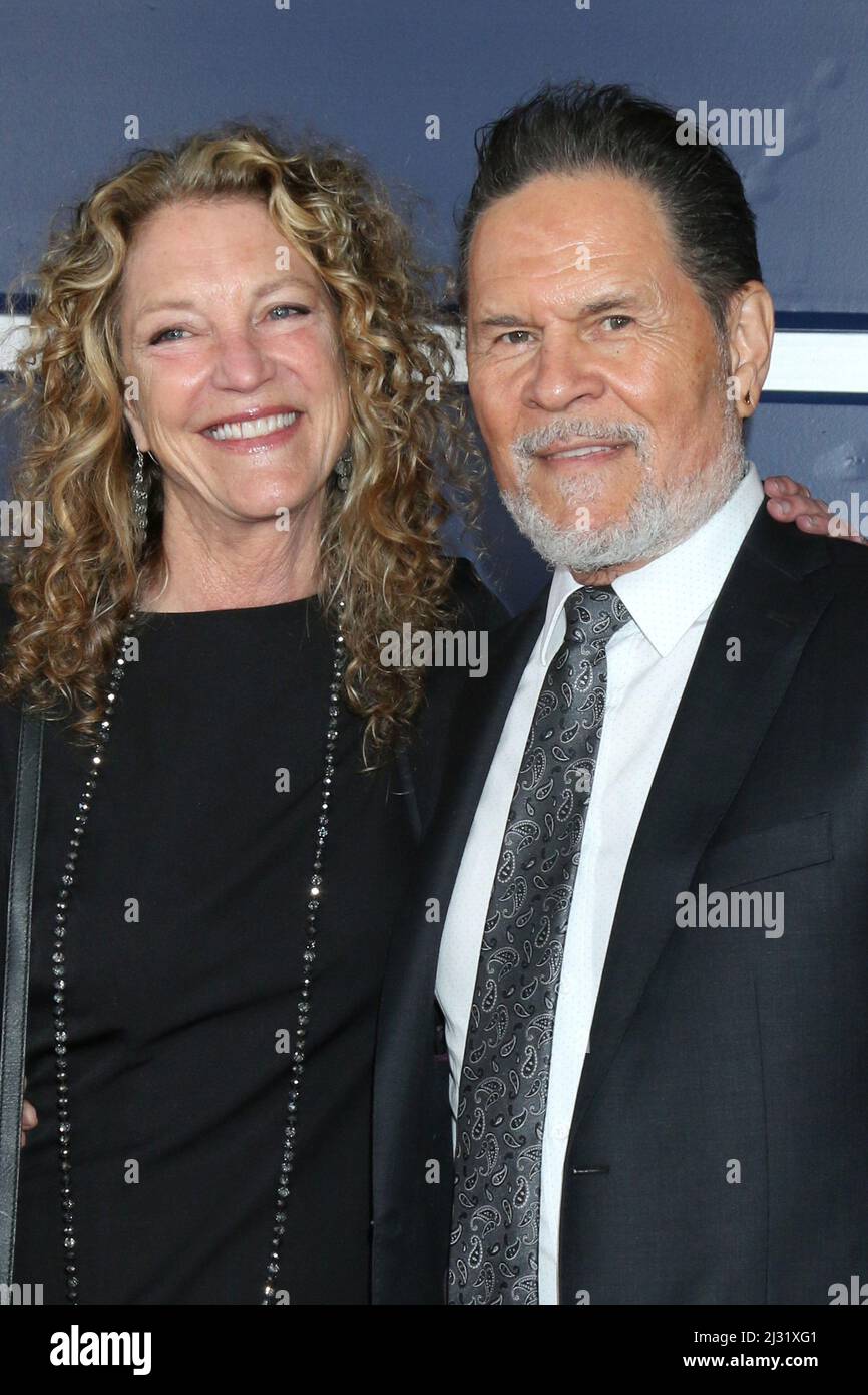 April 4, 2022, Los Angeles, CA, USA: LOS ANGELES - APR 4: Leslie ...