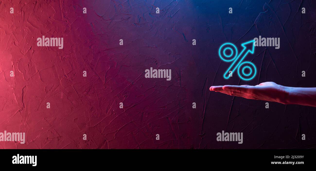 Increasing percentage icon.Profit high growth arrow and percent icon ...