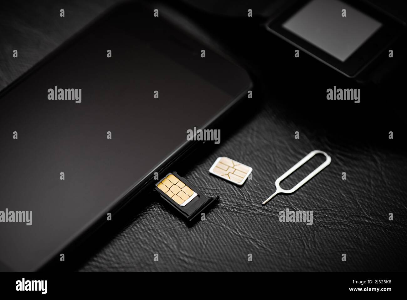 Changing sim hi-res stock photography and images - Alamy