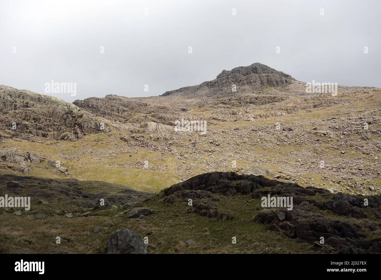'Scafell Pike' Summit and the Mickledore Ridge from Eskdale, Lake ...