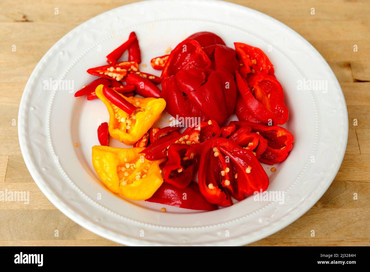 Cooking with more spice hi-res stock photography and images - Alamy