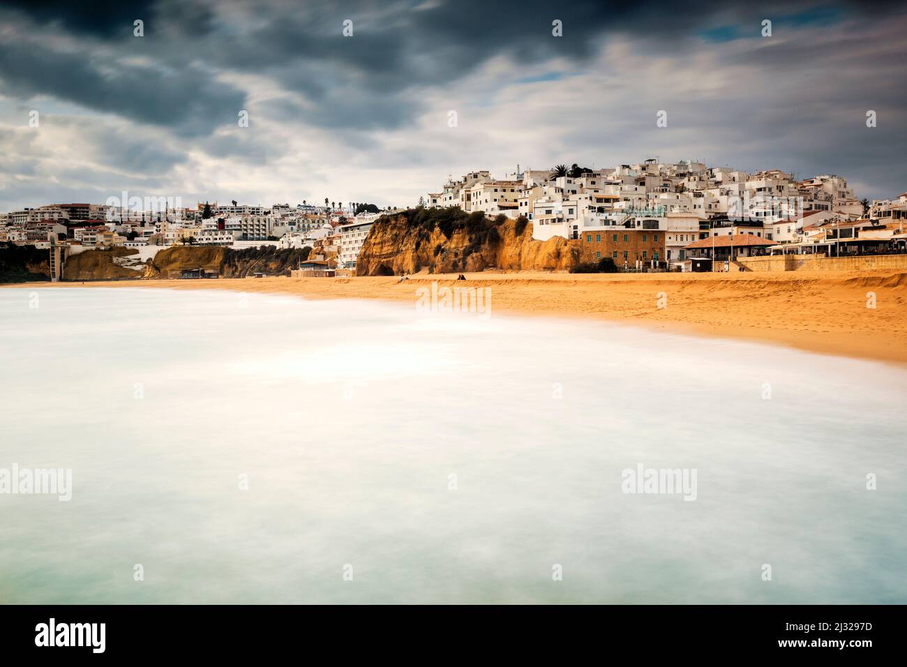 View albufeira old town beach hi-res stock photography and images - Alamy