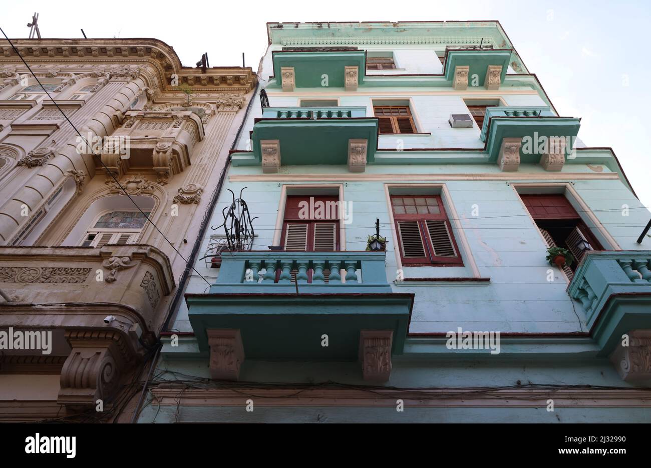 Ancient colonial buildings in Havana, Cuba Stock Photo - Alamy