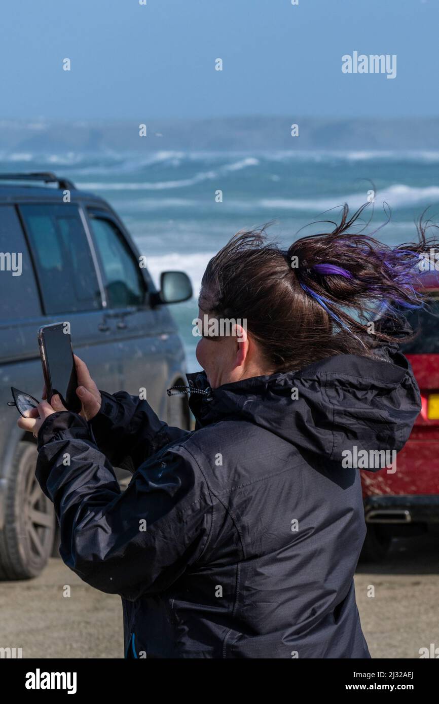 Strong wind blowing woman hi-res stock photography and images - Alamy