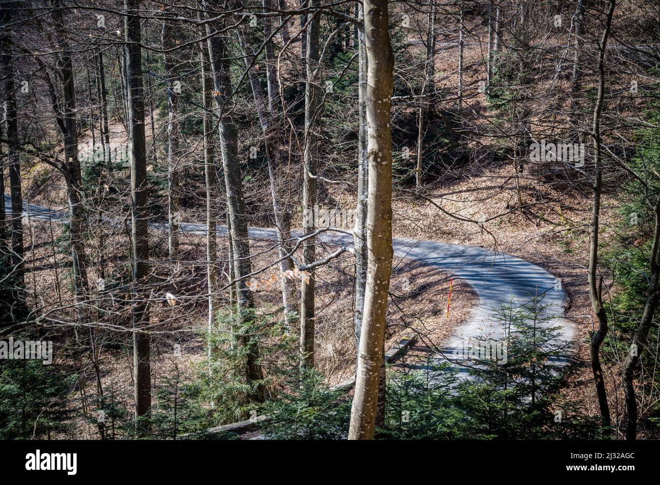 Road winding on the Sljeme mountain, Zagreb, Croatia Stock Photo - Alamy