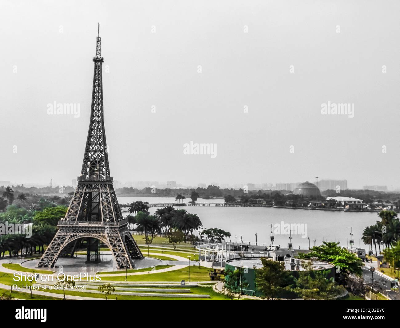 The Eiffel Tower in Kolkata Stock Photo - Alamy