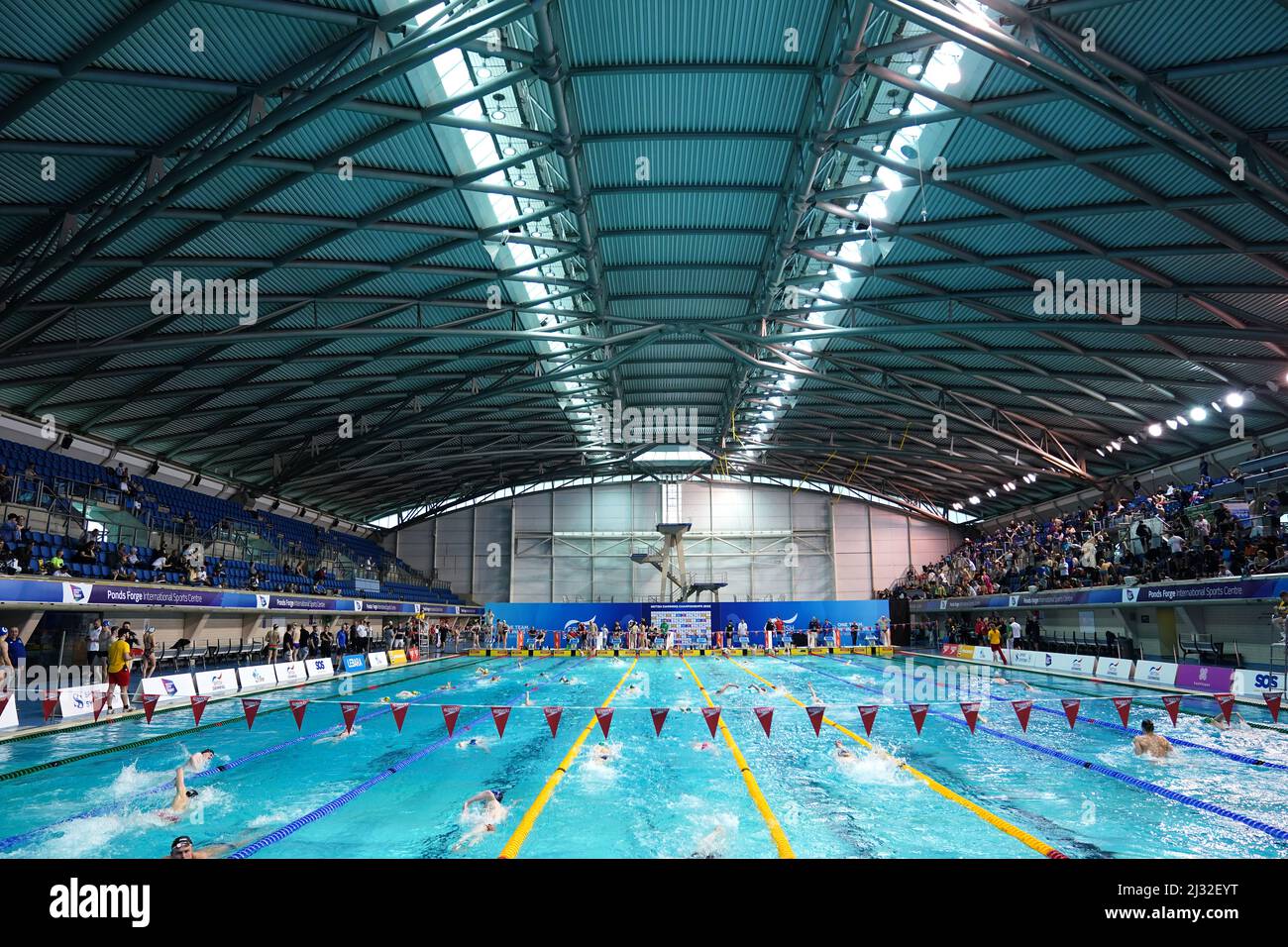 A general view inside of the pool during day one of the 2022 British ...
