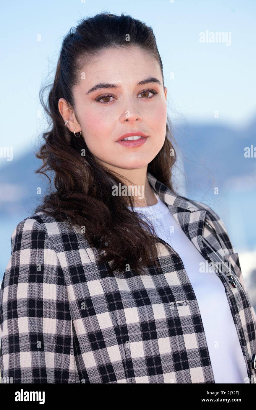 Marilou Aussilloux attends the Jeux D’Influence, Les Combattantes ...
