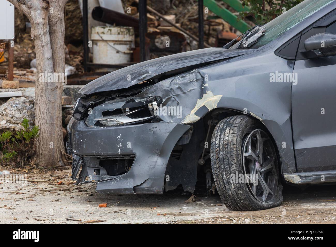 Broken off front fender hi-res stock photography and images - Alamy