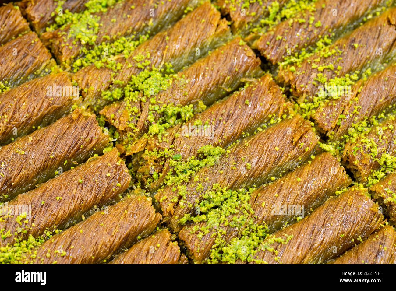 Pistachio kadayif dessert. Traditional Turkish cuisine delicacies ...
