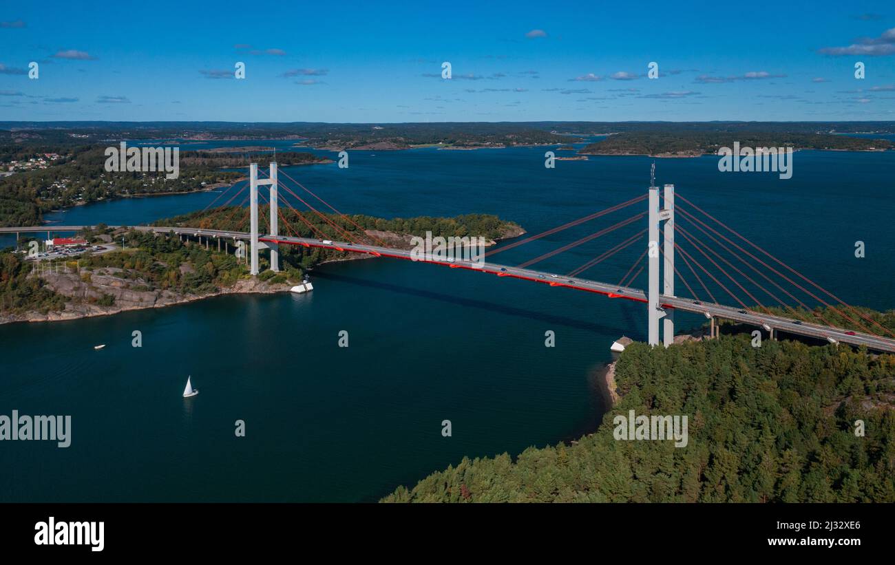 Tjörnbron Bridge to the archipelago island of Tjörn on the west coast ...