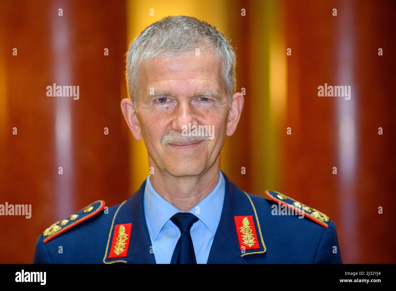 Magdeburg, Germany. 05th Apr, 2022. Lieutenant General Martin Schelleis ...