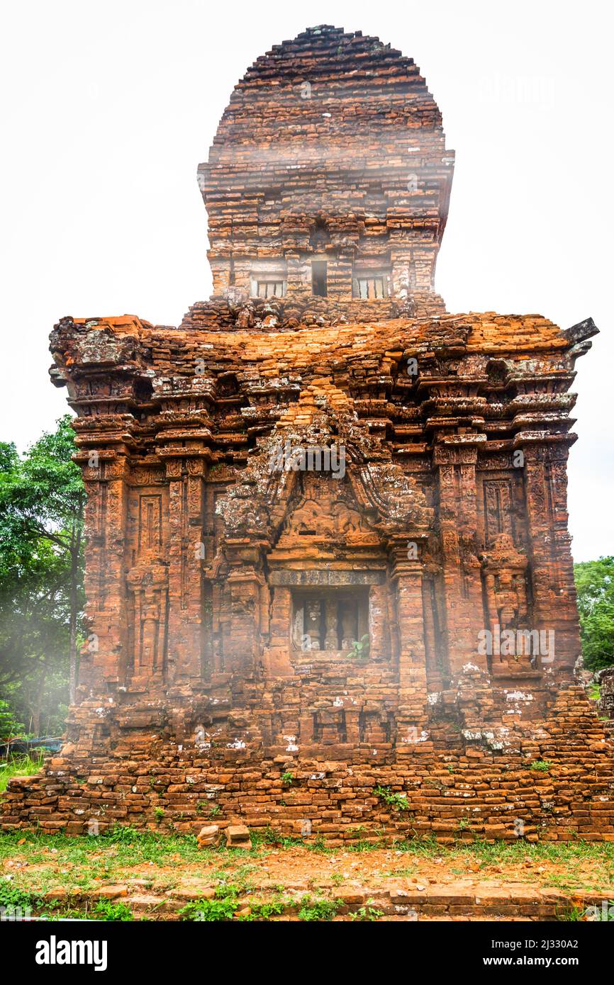 Front of a building at My Son from the Cham civilization Stock Photo ...