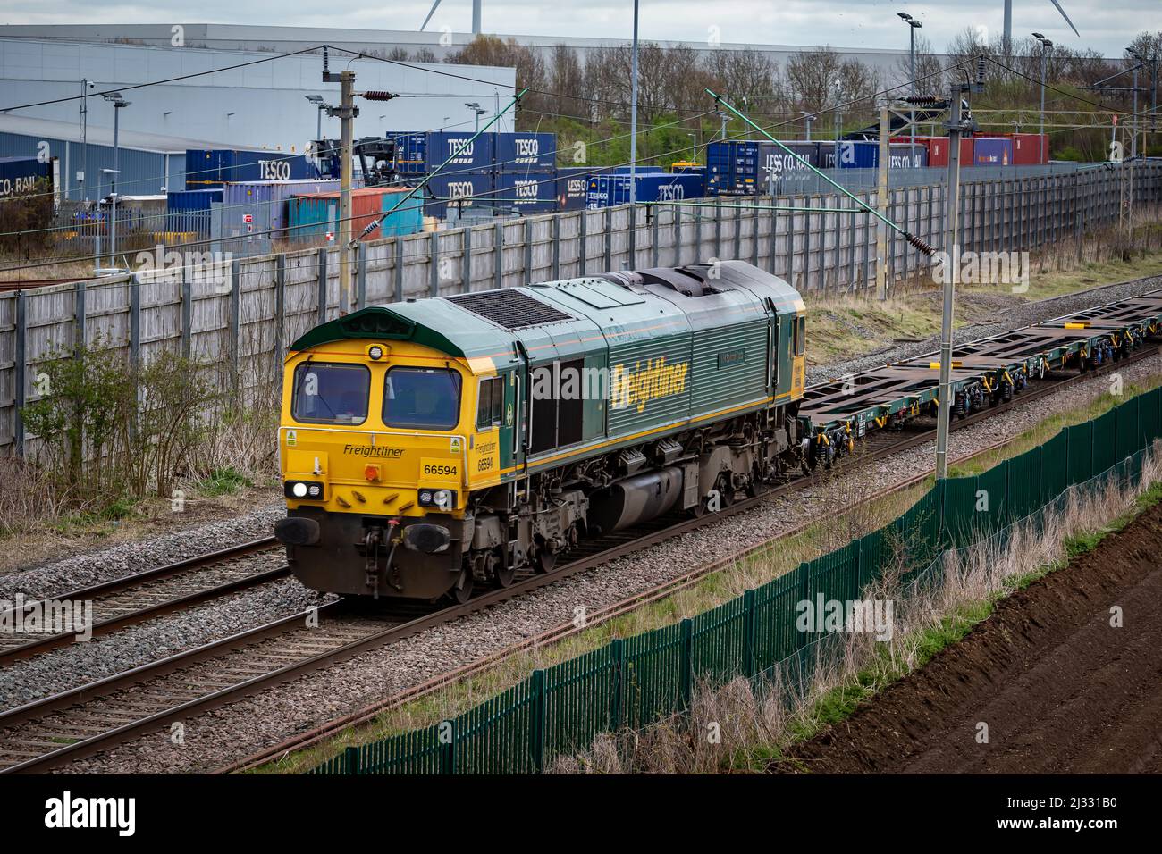Freightliner Class 66 - 66594 "NYK Spirit of Kyoto", heading north with ...