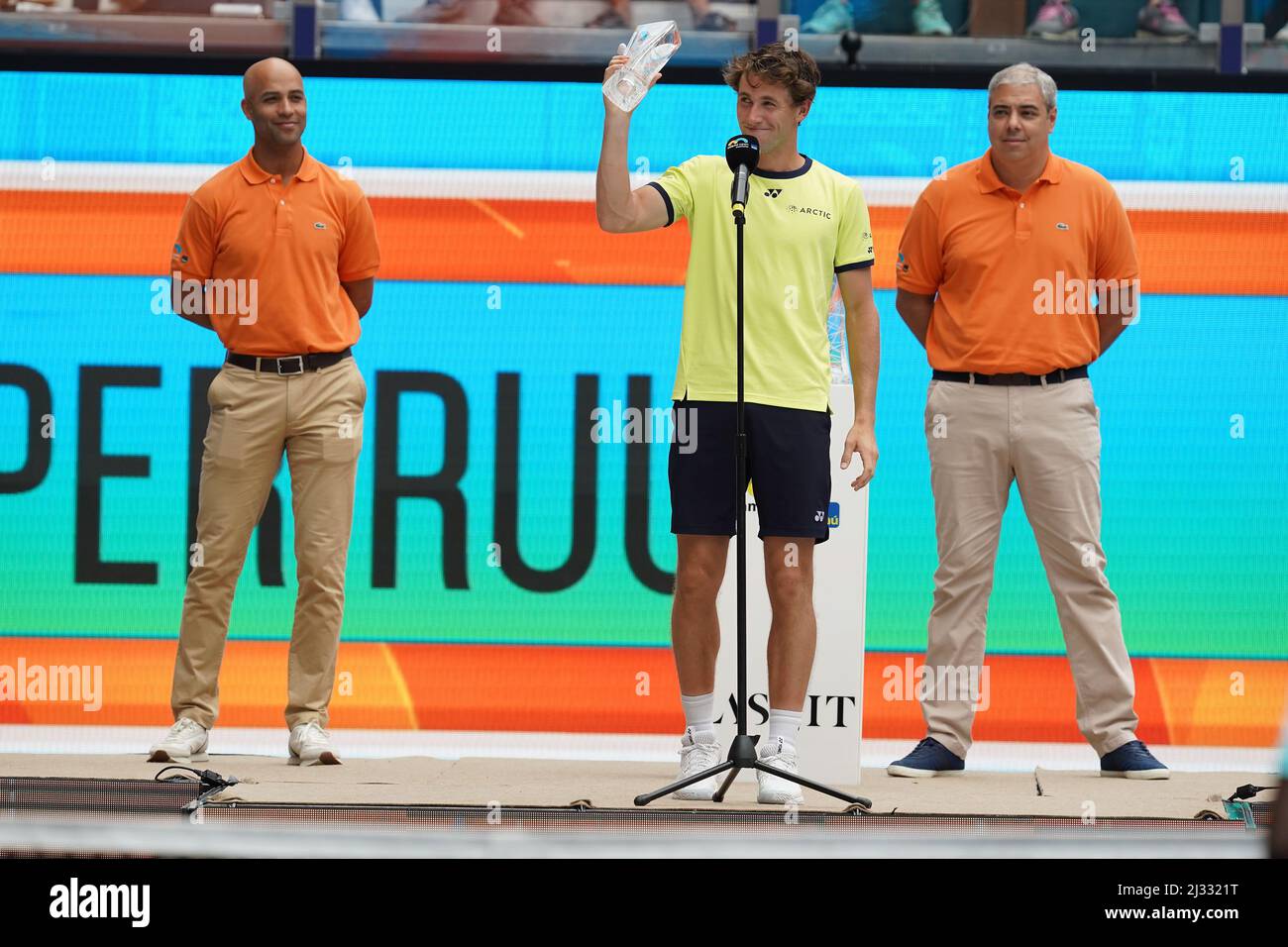 Miami Gardens, USA. 03rd Apr, 2022. MIAMI GARDENS, FLORIDA - APRIL 03 ...