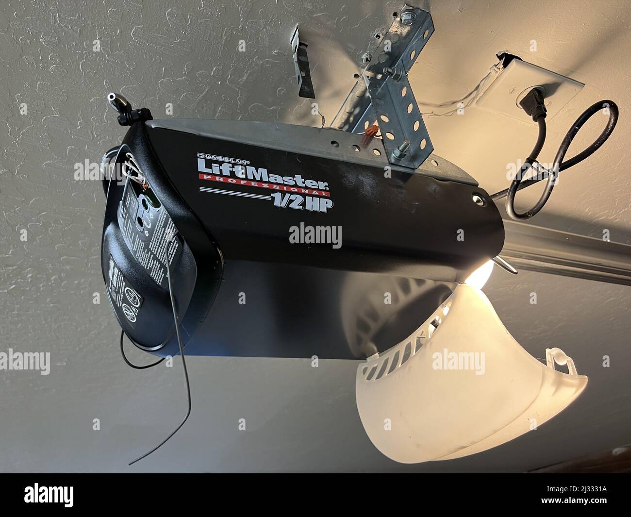 Chamberlain Liftmaster Logo