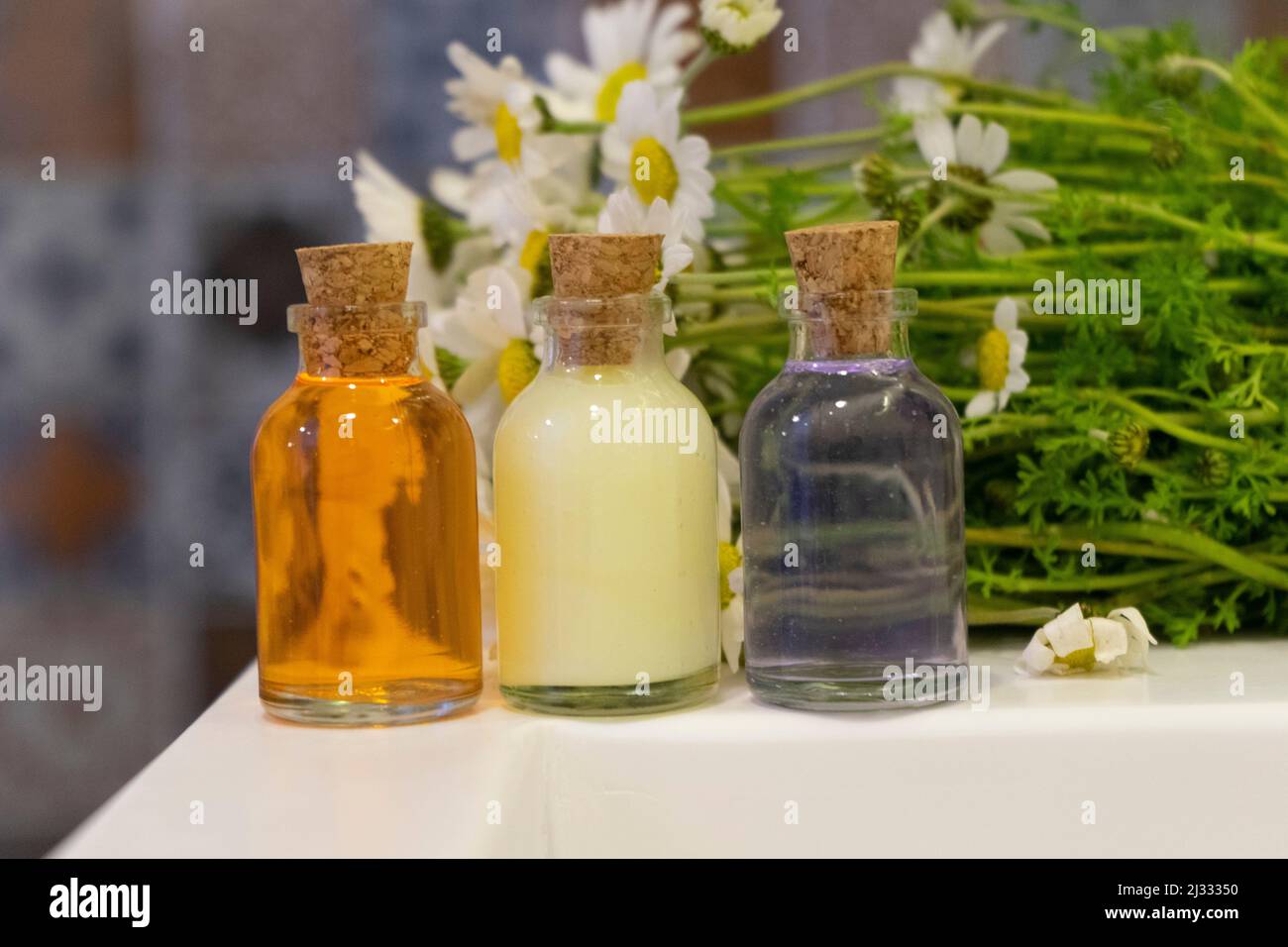 Small bottles shampoo hi-res stock photography and images - Alamy